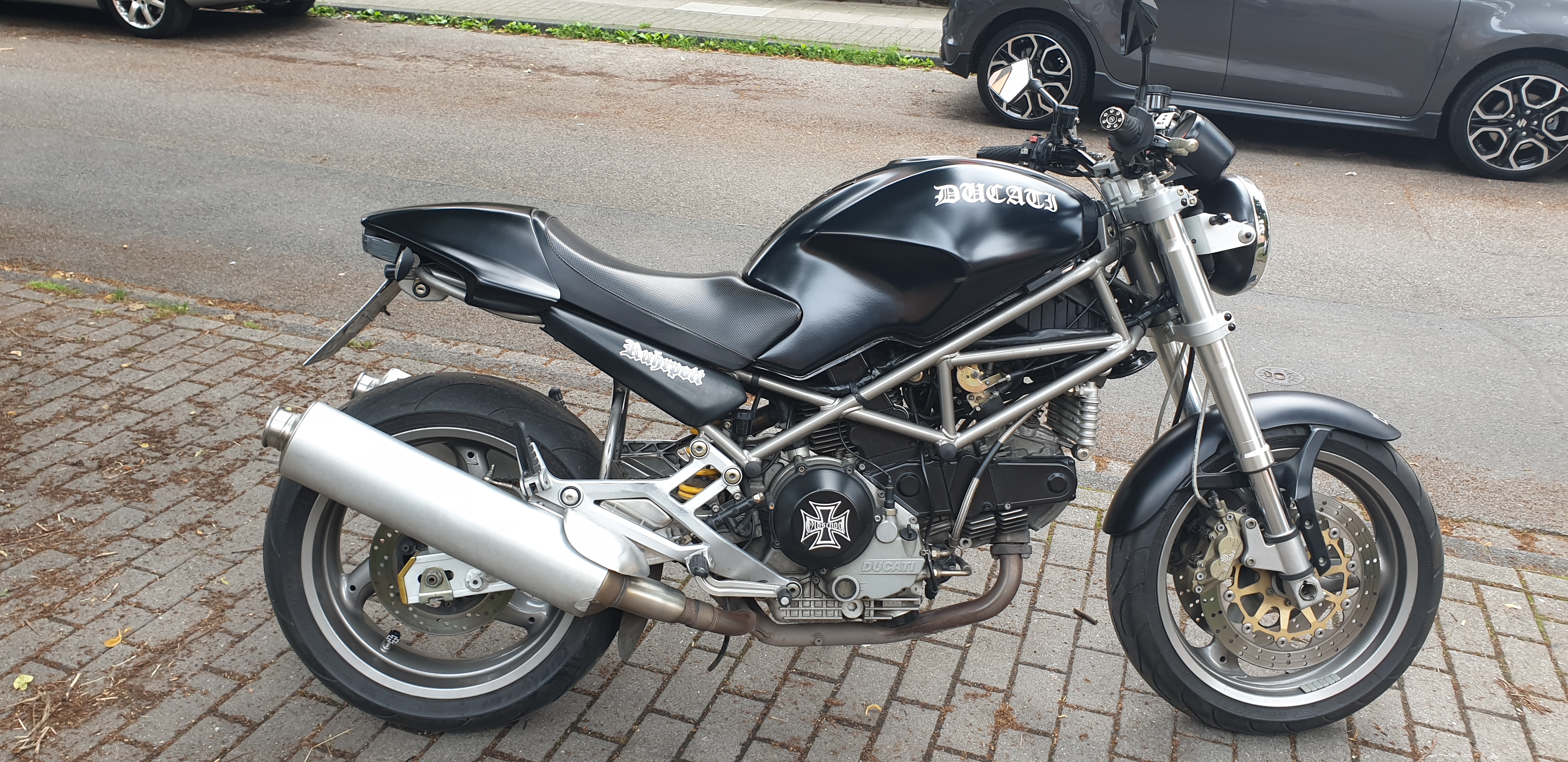 Ducati Monster 900 ie S - Biete - Monstercafe - das Ducati Monster Forum