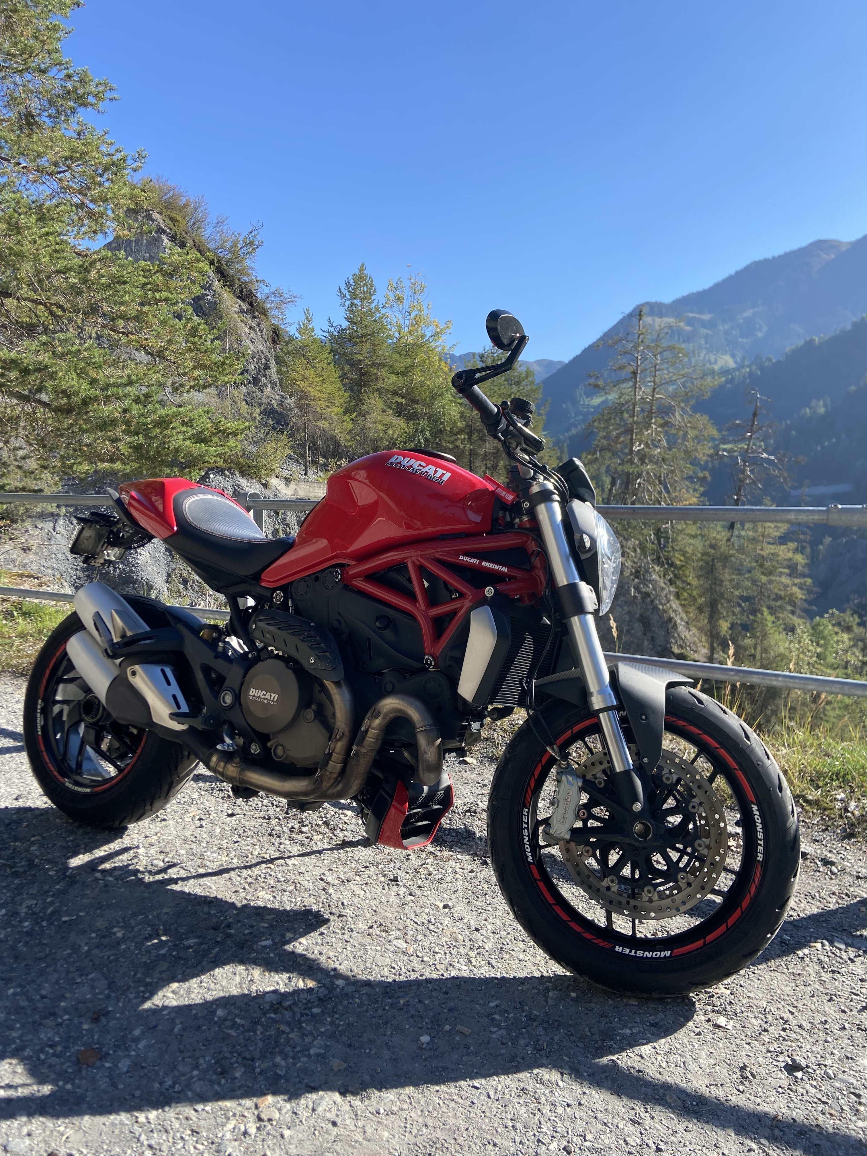 Ölverbrauch Monster 1200 - Monster Cafe - Allgemeines - Monstercafe ...