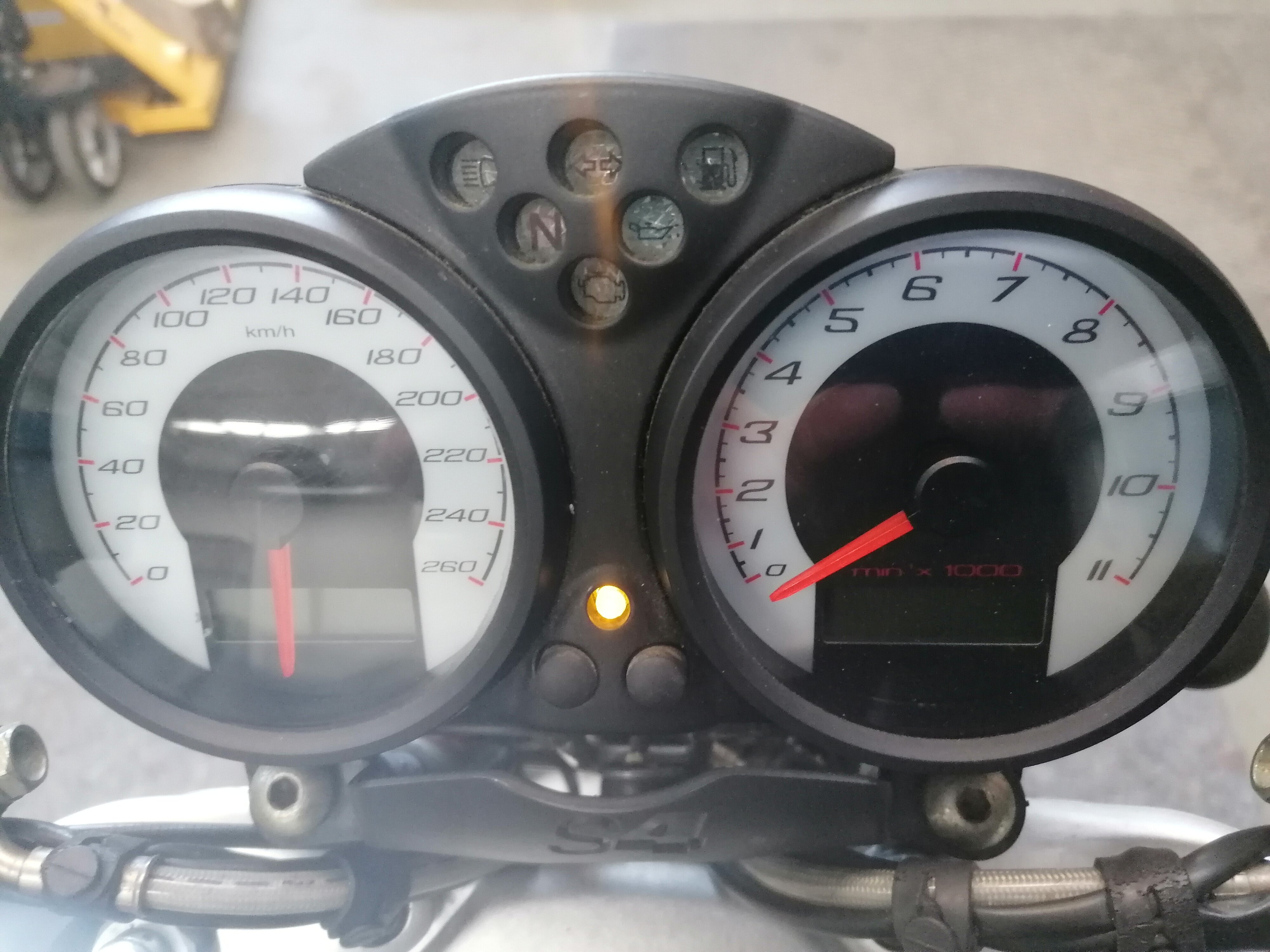 Tacho Ducati Monster S4 - Monster Cafe - Allgemeines - Monstercafe ...